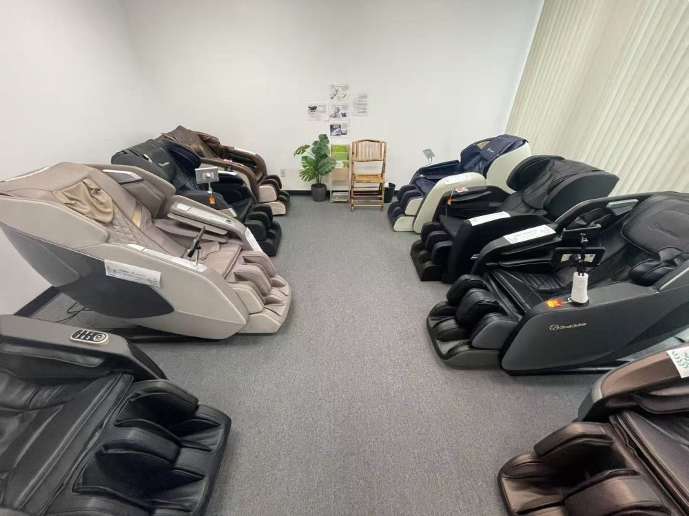 Pros and Cons of Massage Chair Materials: Leather vs. PU vs. Fabric ...